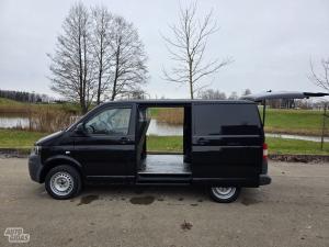 Melns Volkswagen Transporter 2010 Mažeikiai, ar dzinēja tilpumu 2.00 L un nobraukumu 275 tūkst. km par 5700 €, foto 19 vietnē AUTOMOTO.COM.LV