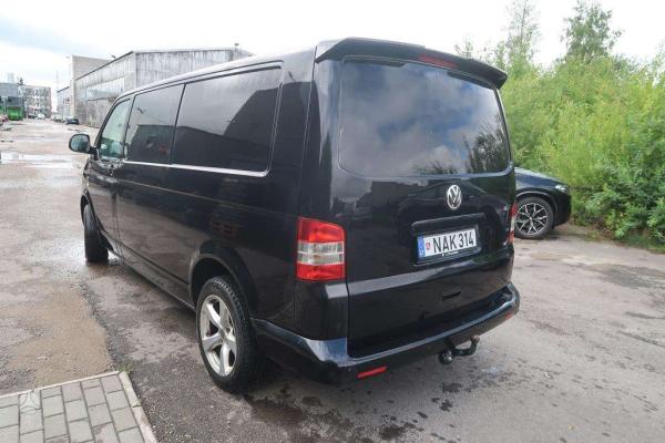 Melns Volkswagen Transporter 2010 Kauņa, ar dzinēja tilpumu 1.97 L un nobraukumu 359 tūkst. km par 7500 €, foto 4 vietnē AUTOMOTO.COM.LV