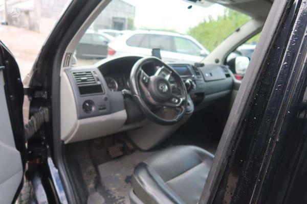 Melns Volkswagen Transporter 2010 Kauņa, ar dzinēja tilpumu 1.97 L un nobraukumu 359 tūkst. km par 7500 €, foto 5 vietnē AUTOMOTO.COM.LV