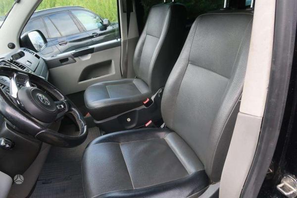 Melns Volkswagen Transporter 2010 Kauņa, ar dzinēja tilpumu 1.97 L un nobraukumu 359 tūkst. km par 7500 €, foto 7 vietnē AUTOMOTO.COM.LV