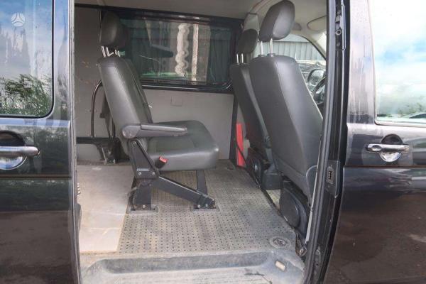 Melns Volkswagen Transporter 2010 Kauņa, ar dzinēja tilpumu 1.97 L un nobraukumu 359 tūkst. km par 7500 €, foto 10 vietnē AUTOMOTO.COM.LV