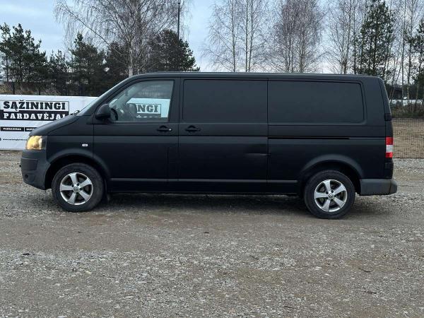 Black Volkswagen Transporter 2012 in Vilnius, with an engine capacity of 1.97 L and mileage of 393 thousand km for 5100 €, photo 9 on AUTOMOTO.COM.LV