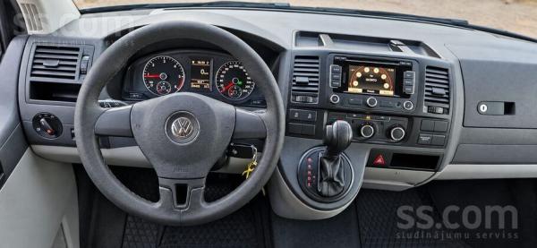 Black Volkswagen Transporter 2015 in Dobele, with an engine capacity of 2.00 L and mileage of 209 thousand km for 10890 €, photo 9 on AUTOMOTO.COM.LV