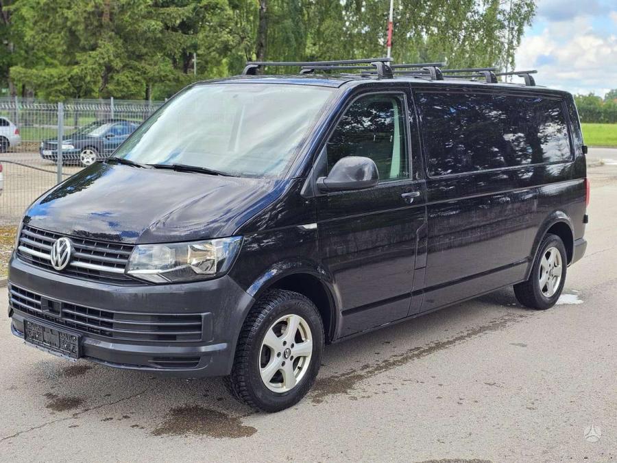Black Volkswagen Transporter 2016 in Rokiskis, with an engine capacity of 2.00 L and mileage of 270 thousand km for 5650 €, photo 5 on AUTOMOTO.COM.LV