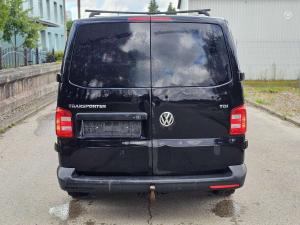 Black Volkswagen Transporter 2016 in Rokiskis, with an engine capacity of 2.00 L and mileage of 270 thousand km for 5650 €, photo 12 on AUTOMOTO.COM.LV