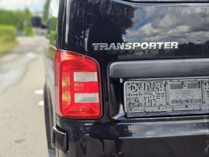 Black Volkswagen Transporter 2016 in Rokiskis, with an engine capacity of 2.00 L and mileage of 270 thousand km for 5650 €, photo 14 on AUTOMOTO.COM.LV