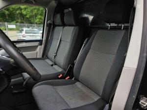 Black Volkswagen Transporter 2016 in Rokiskis, with an engine capacity of 2.00 L and mileage of 270 thousand km for 5650 €, photo 24 on AUTOMOTO.COM.LV