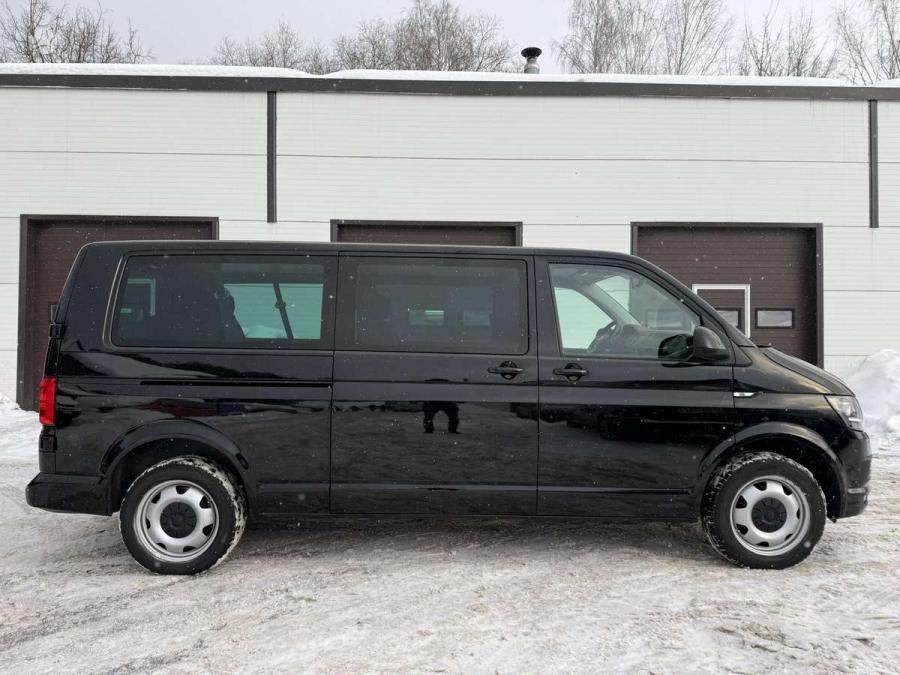 Melns Volkswagen Transporter 2017 Utena, ar dzinēja tilpumu 2.00 L un nobraukumu 199 tūkst. km par 15950 €, foto 5 vietnē AUTOMOTO.COM.LV