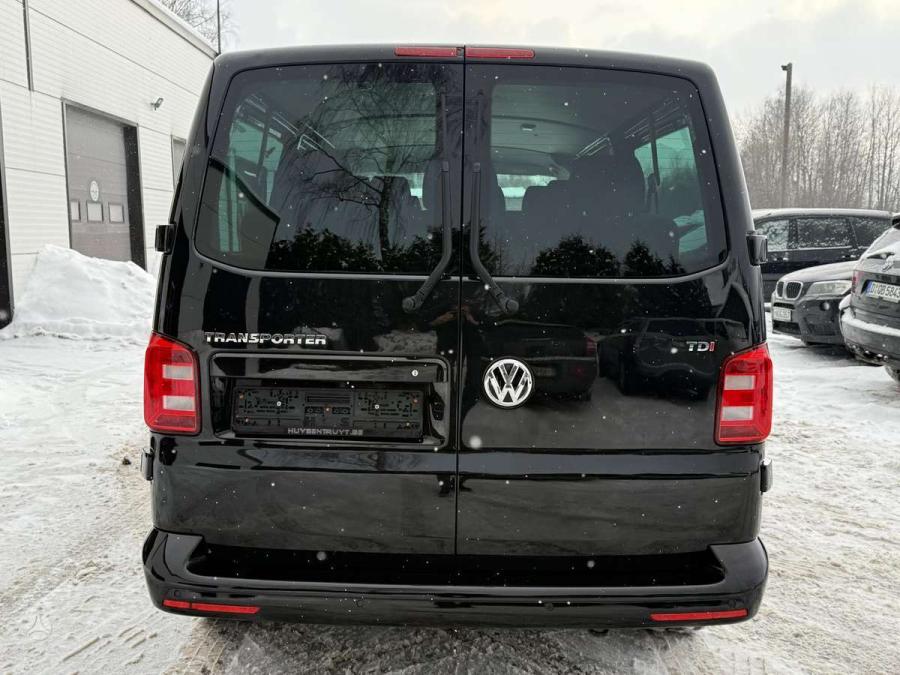 Melns Volkswagen Transporter 2017 Utena, ar dzinēja tilpumu 2.00 L un nobraukumu 199 tūkst. km par 15950 €, foto 7 vietnē AUTOMOTO.COM.LV