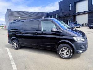Black Volkswagen Transporter 2017 in Klaipeda, with an engine capacity of 1.97 L and mileage of 263 thousand km for 12500 €, photo 8 on AUTOMOTO.COM.LV