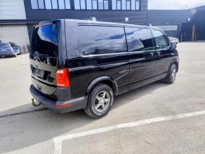 Black Volkswagen Transporter 2017 in Klaipeda, with an engine capacity of 1.97 L and mileage of 263 thousand km for 12500 €, photo 11 on AUTOMOTO.COM.LV