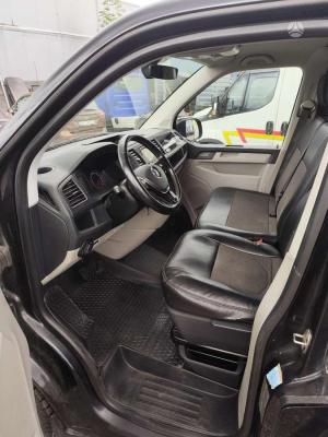 Black Volkswagen Transporter 2017 in Klaipeda, with an engine capacity of 1.97 L and mileage of 263 thousand km for 12500 €, photo 21 on AUTOMOTO.COM.LV