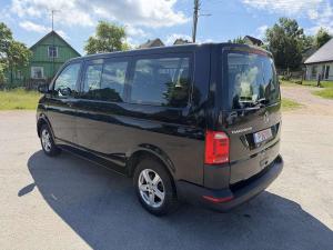 Black Volkswagen Transporter 2017 in Skaudvile, with an engine capacity of 1.97 L and mileage of 347 thousand km for 11700 €, photo 6 on AUTOMOTO.COM.LV