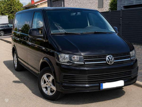 Melns Volkswagen Transporter 2017 Klaipėda, ar dzinēja tilpumu 1.97 L un nobraukumu 222 tūkst. km par 13700 €, foto  vietnē AUTOMOTO.COM.LV