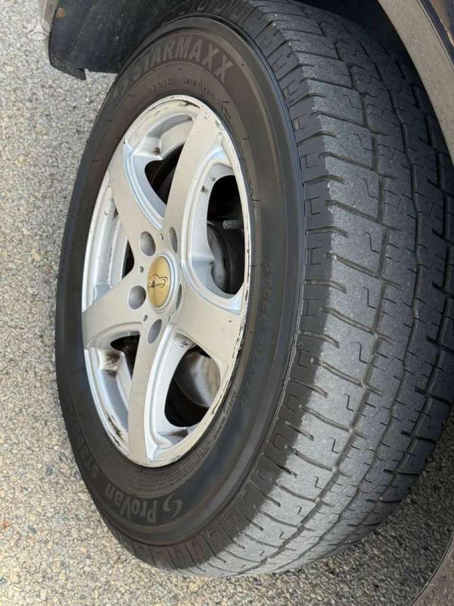 Melns Volkswagen Transporter 2017 Klaipėda, ar dzinēja tilpumu 1.97 L un nobraukumu 222 tūkst. km par 13700 €, foto 7 vietnē AUTOMOTO.COM.LV