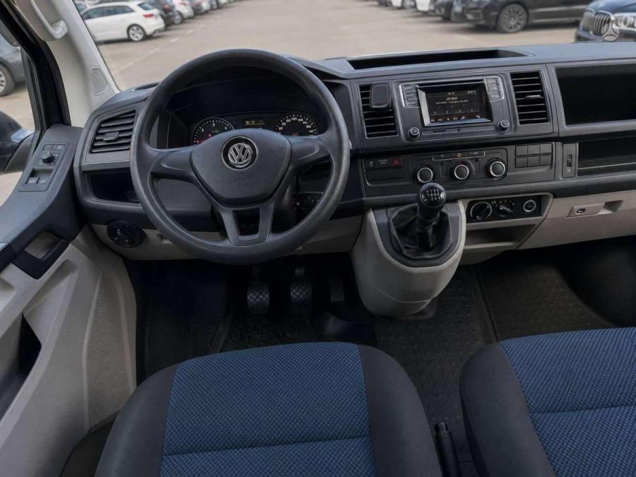 Melns Volkswagen Transporter 2017 Klaipėda, ar dzinēja tilpumu 1.97 L un nobraukumu 222 tūkst. km par 13700 €, foto 8 vietnē AUTOMOTO.COM.LV