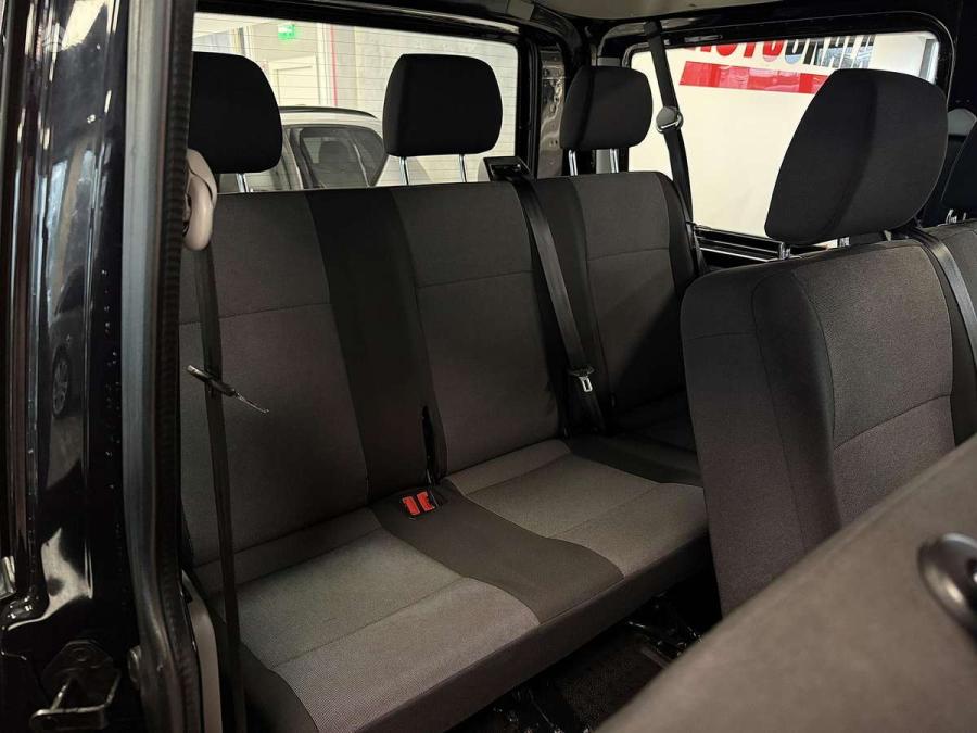Black Volkswagen Transporter 2018 in Klaipeda, with an engine capacity of 1.97 L and mileage of 220 thousand km for 18450 €, photo 16 on AUTOMOTO.COM.LV