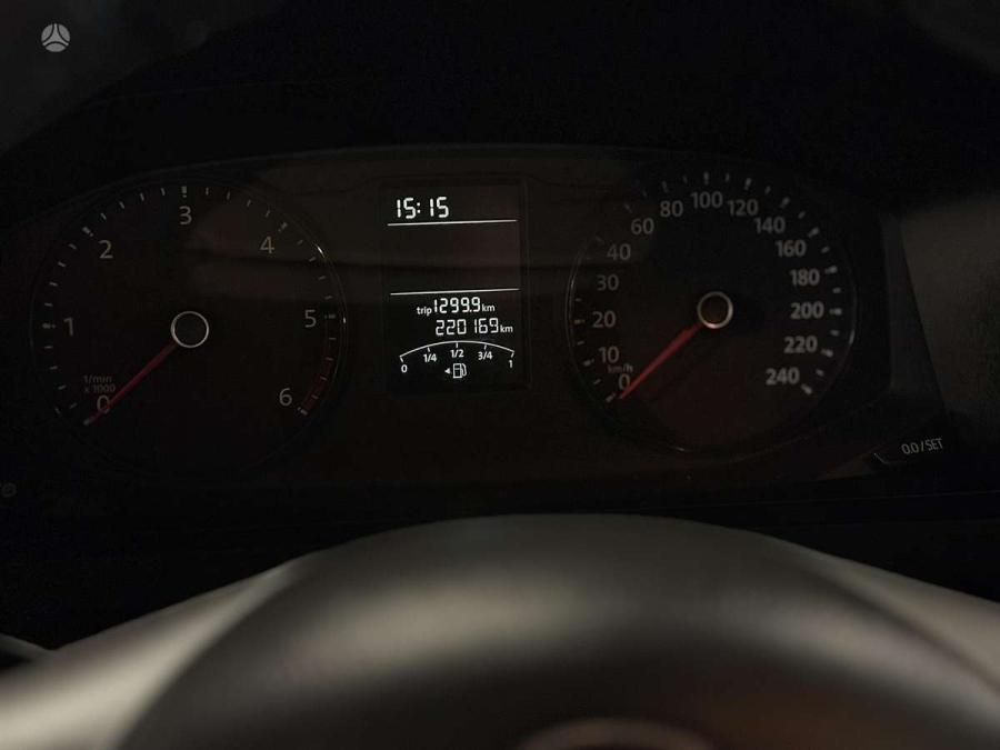 Black Volkswagen Transporter 2018 in Klaipeda, with an engine capacity of 1.97 L and mileage of 220 thousand km for 18450 €, photo 18 on AUTOMOTO.COM.LV