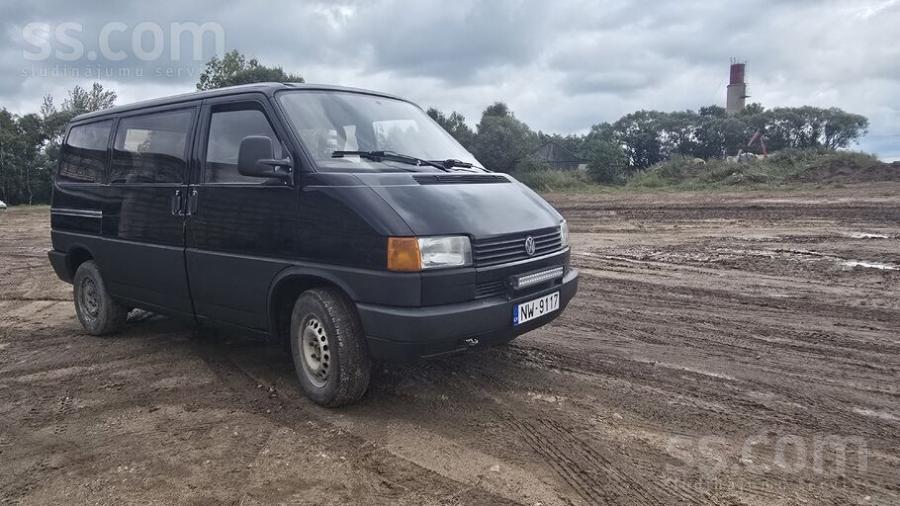 Melns Volkswagen Transporter 1994 Ludza, ar dzinēja tilpumu 1.90 L un nobraukumu 449 tūkst. km par 2150 €, foto 5 vietnē AUTOMOTO.COM.LV