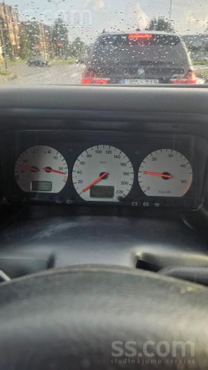 Melns Volkswagen Transporter 1997 Rēzekne, ar dzinēja tilpumu 2.50 L un nobraukumu 456 tūkst. km par 3200 €, foto 6 vietnē AUTOMOTO.COM.LV