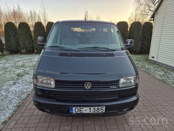 Melns Volkswagen Transporter 2002 Rēzekne, ar dzinēja tilpumu 2.50 L un nobraukumu 395 tūkst. km par 2800 €, foto 2 vietnē AUTOMOTO.COM.LV