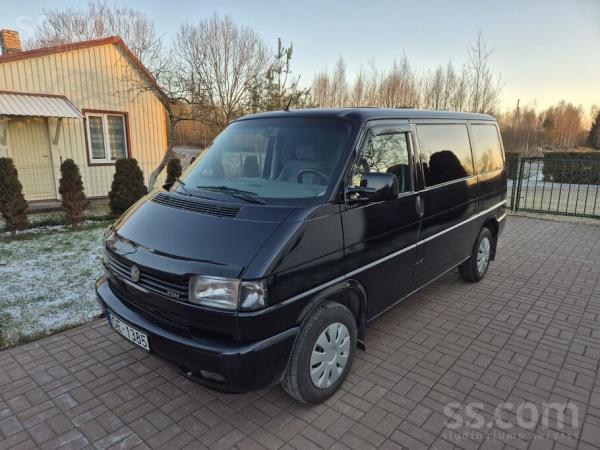 Melns Volkswagen Transporter 2002 Rēzekne, ar dzinēja tilpumu 2.50 L un nobraukumu 395 tūkst. km par 2800 €, foto 3 vietnē AUTOMOTO.COM.LV