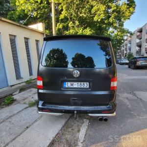 Black Volkswagen Transporter 2004 in Jurmala, with an engine capacity of 2.50 L and mileage of 0 thousand km for 5950 €, photo 5 on AUTOMOTO.COM.LV