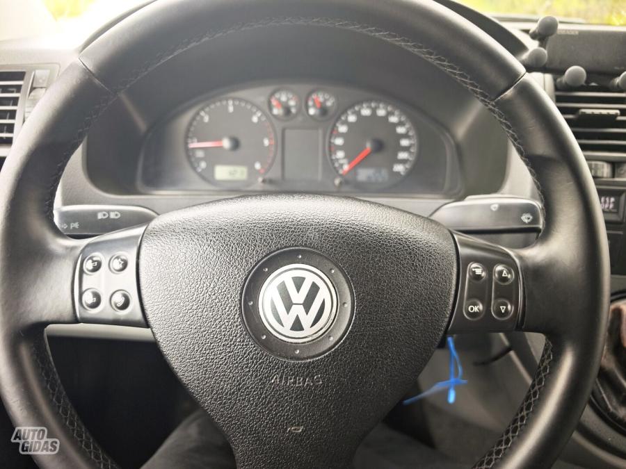 Melns Volkswagen Transporter 2006 Viļņa, ar dzinēja tilpumu 1.90 L un nobraukumu 301 tūkst. km par 5700 €, foto 12 vietnē AUTOMOTO.COM.LV