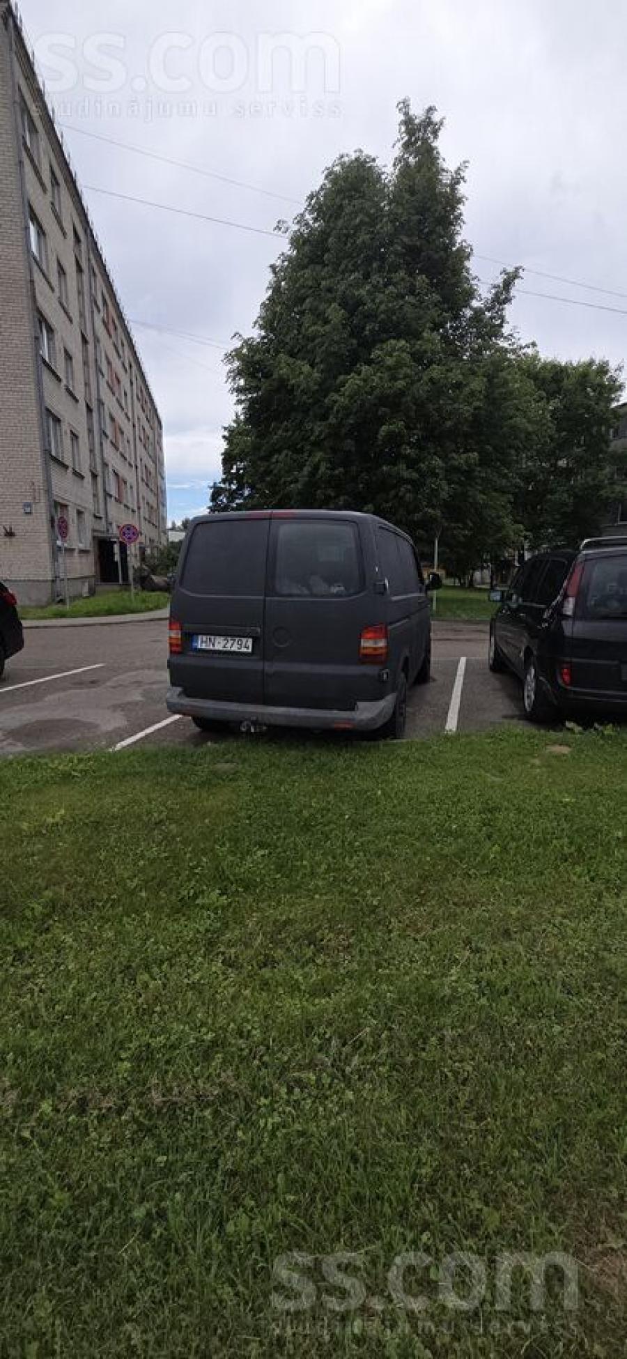 Melns Volkswagen Transporter 2006 Rīga, ar dzinēja tilpumu 1.90 L un nobraukumu 360 tūkst. km par 1700 €, foto 5 vietnē AUTOMOTO.COM.LV