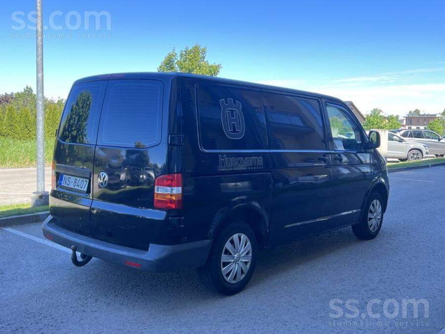 Black Volkswagen Transporter 2007 in Riga, with an engine capacity of 1.90 L and mileage of 400 thousand km for 3900 €, photo 7 on AUTOMOTO.COM.LV