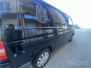 Black Volkswagen Transporter 2007 in Riga, with an engine capacity of 1.90 L and mileage of 400 thousand km for 3900 €, photo 8 on AUTOMOTO.COM.LV