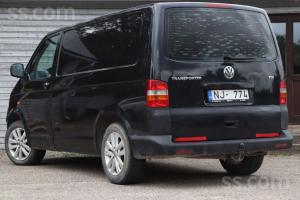 Black Volkswagen Transporter 2007 in Valmiera, with an engine capacity of 1.90 L and mileage of 0 thousand km for 4100 €, photo 5 on AUTOMOTO.COM.LV