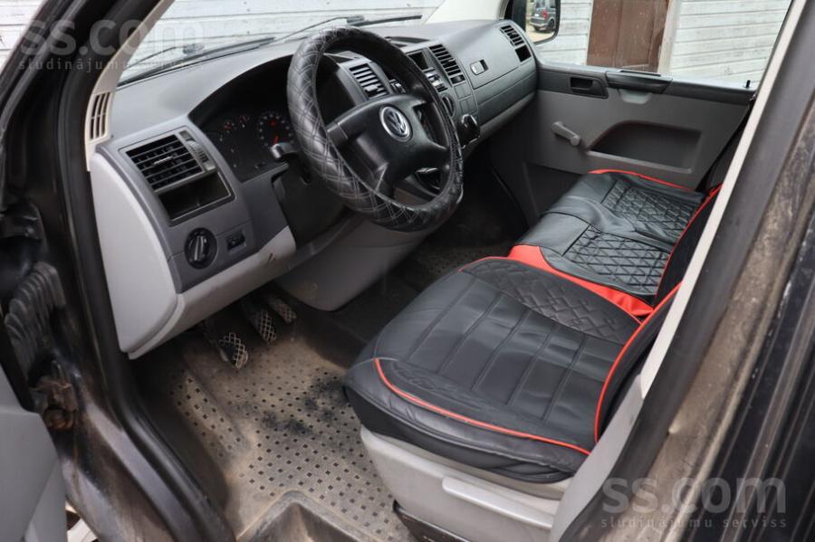 Black Volkswagen Transporter 2007 in Valmiera, with an engine capacity of 1.90 L and mileage of 0 thousand km for 4100 €, photo 10 on AUTOMOTO.COM.LV