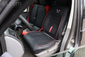 Black Volkswagen Transporter 2007 in Valmiera, with an engine capacity of 1.90 L and mileage of 0 thousand km for 4100 €, photo 11 on AUTOMOTO.COM.LV