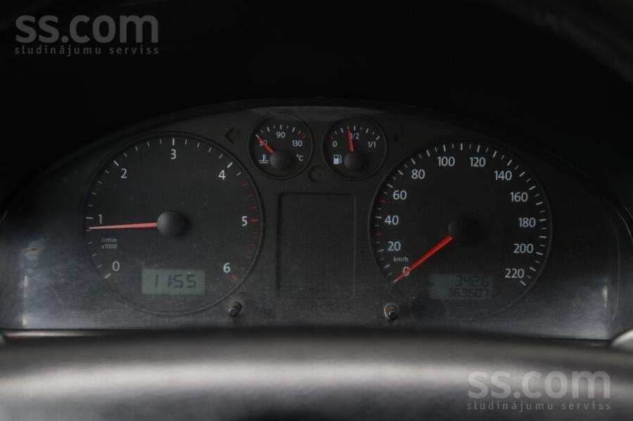 Black Volkswagen Transporter 2007 in Valmiera, with an engine capacity of 1.90 L and mileage of 0 thousand km for 4100 €, photo 15 on AUTOMOTO.COM.LV