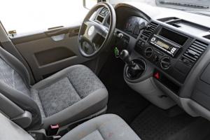 Melns Volkswagen Transporter 2007 Rīga, ar dzinēja tilpumu 1.90 L un nobraukumu 354 tūkst. km par 4590 €, foto 8 vietnē AUTOMOTO.COM.LV