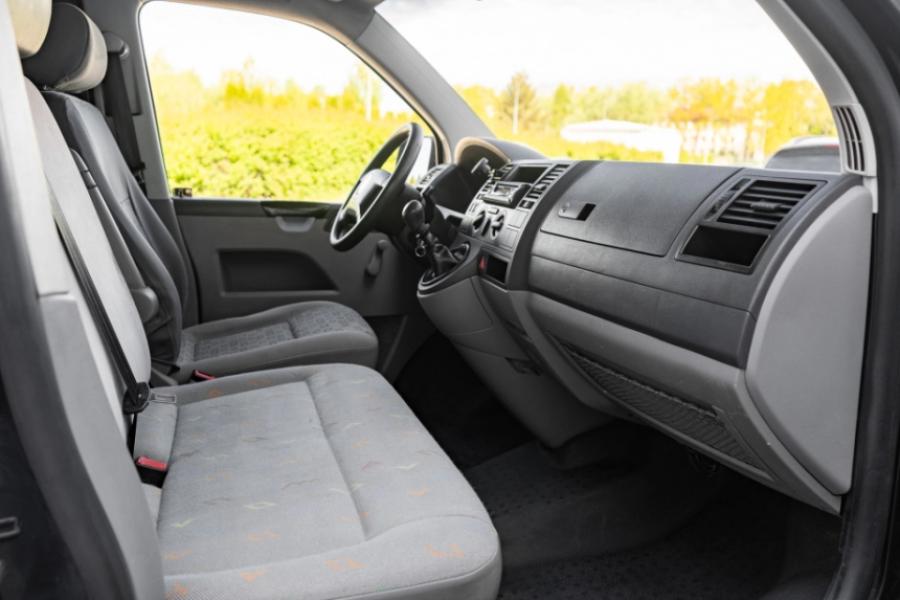 Melns Volkswagen Transporter 2007 Rīga, ar dzinēja tilpumu 1.90 L un nobraukumu 354 tūkst. km par 4590 €, foto 10 vietnē AUTOMOTO.COM.LV