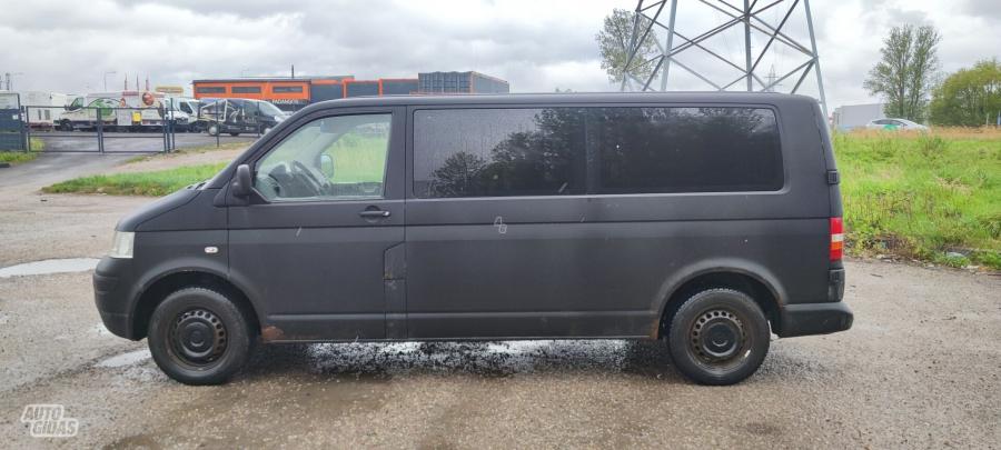 Black Volkswagen Transporter 2008 in Kaunas, with an engine capacity of 1.90 L and mileage of 509 thousand km for 3500 €, photo 5 on AUTOMOTO.COM.LV