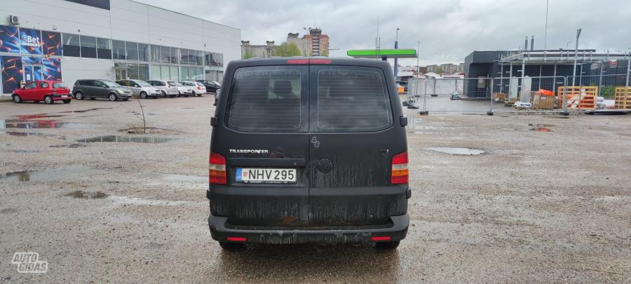 Black Volkswagen Transporter 2008 in Kaunas, with an engine capacity of 1.90 L and mileage of 509 thousand km for 3500 €, photo 7 on AUTOMOTO.COM.LV