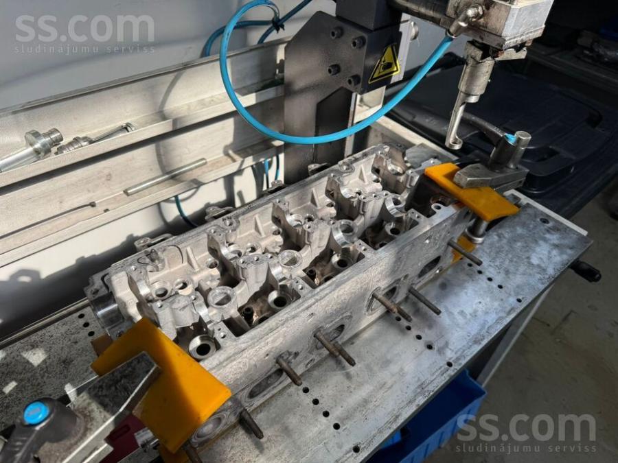 Melns Volkswagen Transporter 2010 Rīga, ar dzinēja tilpumu 2.00 L un nobraukumu 0 tūkst. km par 8600 €, foto 16 vietnē AUTOMOTO.COM.LV