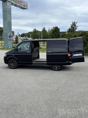 Melns Volkswagen Transporter 2012 Rīga, ar dzinēja tilpumu 2.00 L un nobraukumu 388 tūkst. km par 10500 €, foto 9 vietnē AUTOMOTO.COM.LV