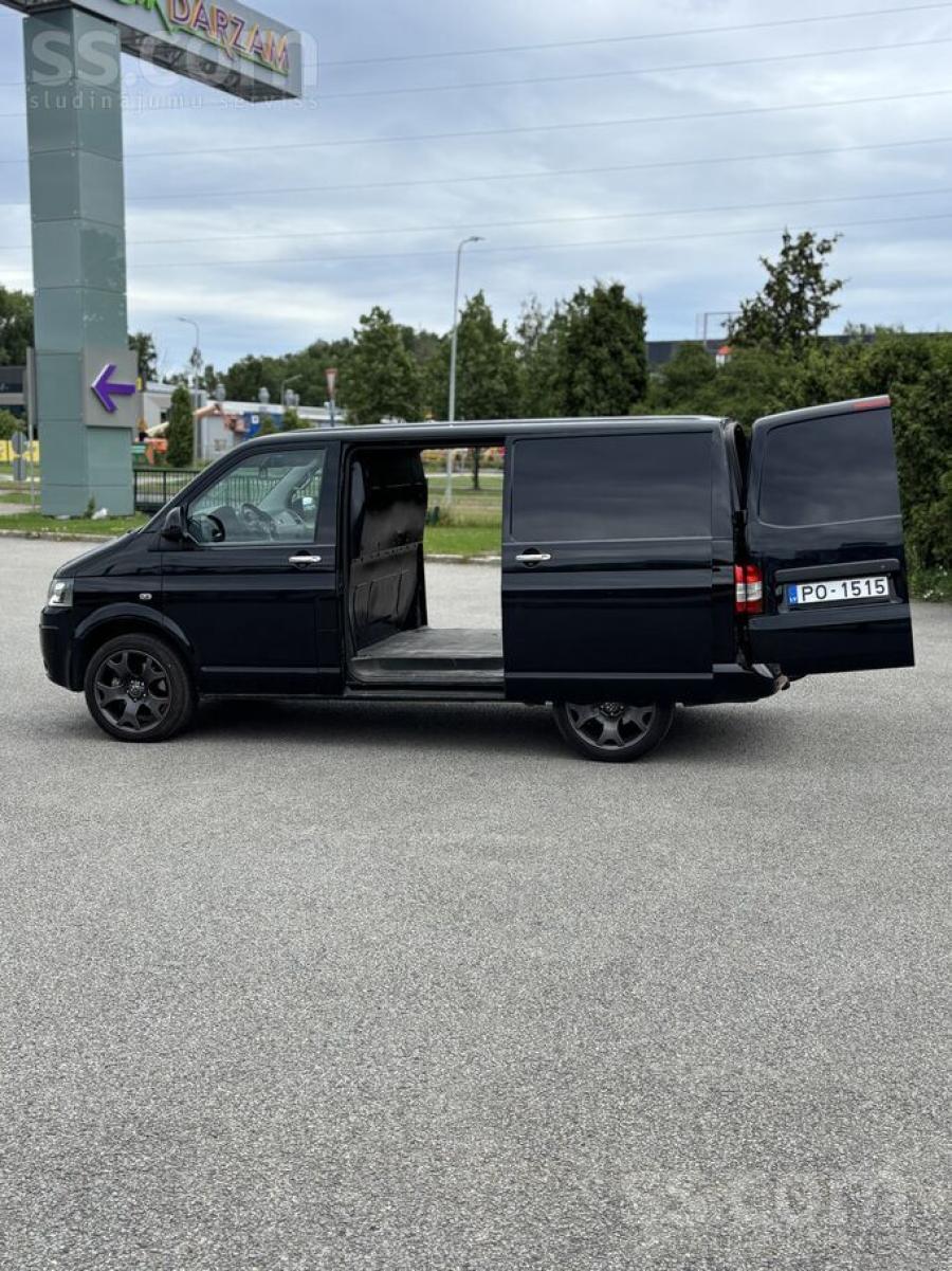 Melns Volkswagen Transporter 2012 Rīga, ar dzinēja tilpumu 2.00 L un nobraukumu 388 tūkst. km par 10500 €, foto 9 vietnē AUTOMOTO.COM.LV