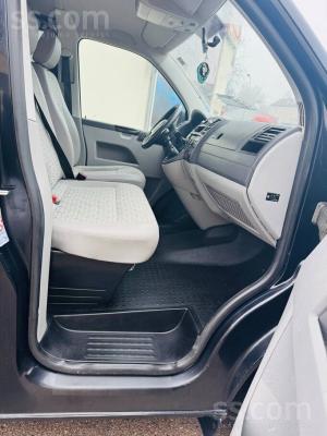 Black Volkswagen Transporter 2012 in Riga, with an engine capacity of 2.00 L and mileage of 280 thousand km for 8300 €, photo 7 on AUTOMOTO.COM.LV