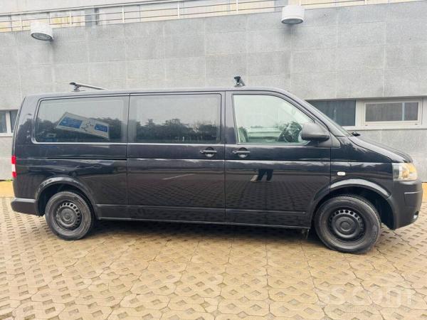 Black Volkswagen Transporter 2012 in Riga, with an engine capacity of 2.00 L and mileage of 280 thousand km for 8300 €, photo 7 on AUTOMOTO.COM.LV