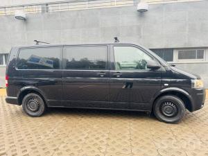 Black Volkswagen Transporter 2012 in Riga, with an engine capacity of 2.00 L and mileage of 280 thousand km for 8300 €, photo 8 on AUTOMOTO.COM.LV