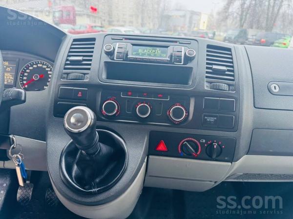 Black Volkswagen Transporter 2012 in Riga, with an engine capacity of 2.00 L and mileage of 280 thousand km for 8300 €, photo 9 on AUTOMOTO.COM.LV