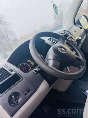 Black Volkswagen Transporter 2012 in Riga, with an engine capacity of 2.00 L and mileage of 280 thousand km for 8300 €, photo 12 on AUTOMOTO.COM.LV