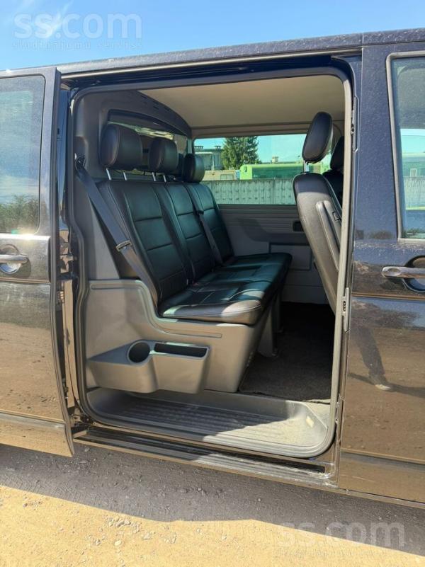 Melns Volkswagen Transporter 2014 Daugavpils, ar dzinēja tilpumu 2.00 L un nobraukumu 349 tūkst. km par 10400 €, foto 5 vietnē AUTOMOTO.COM.LV