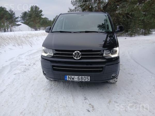 Black Volkswagen Transporter 2015 in Ventspils, with an engine capacity of 2.00 L and mileage of 261 thousand km for 14200 €, photo 2 on AUTOMOTO.COM.LV