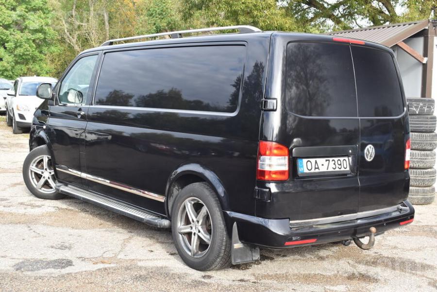 Black Volkswagen Transporter 2015 in Kuldiga, with an engine capacity of 2.00 L and mileage of 0 thousand km for 9990 €, photo 4 on AUTOMOTO.COM.LV